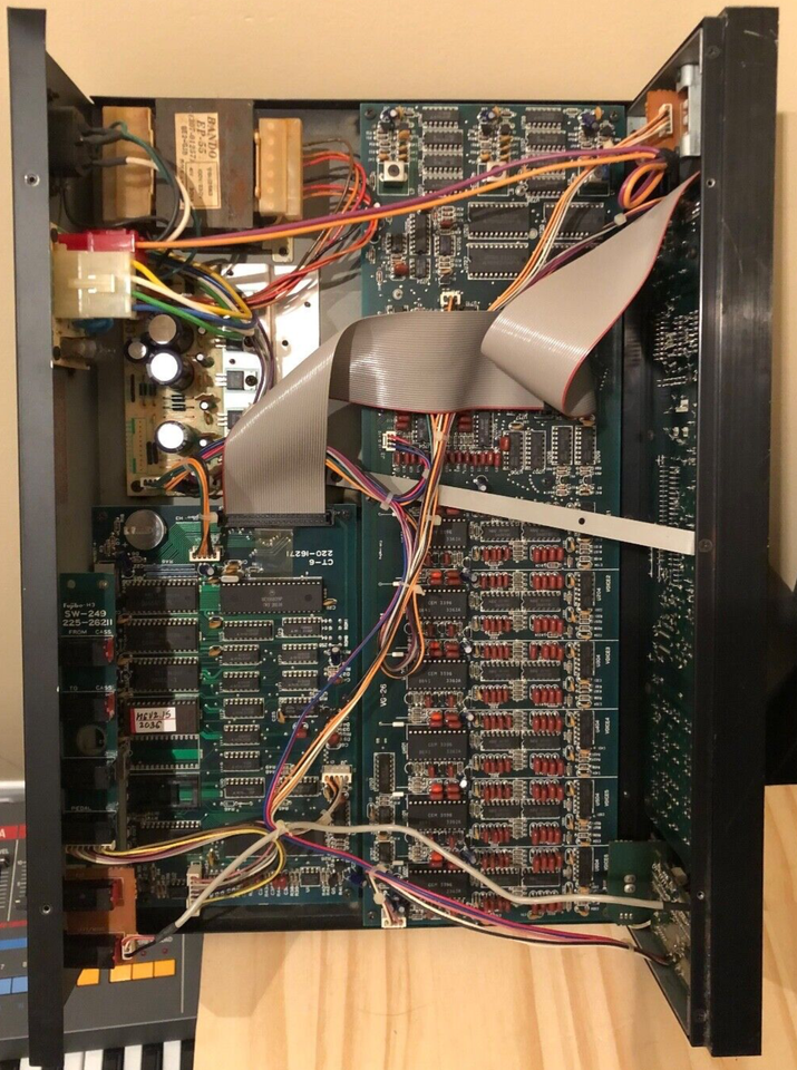 Oberheim Matrix 6R - Rack Mount - 6 Voice MIDI Polysynth | eBay