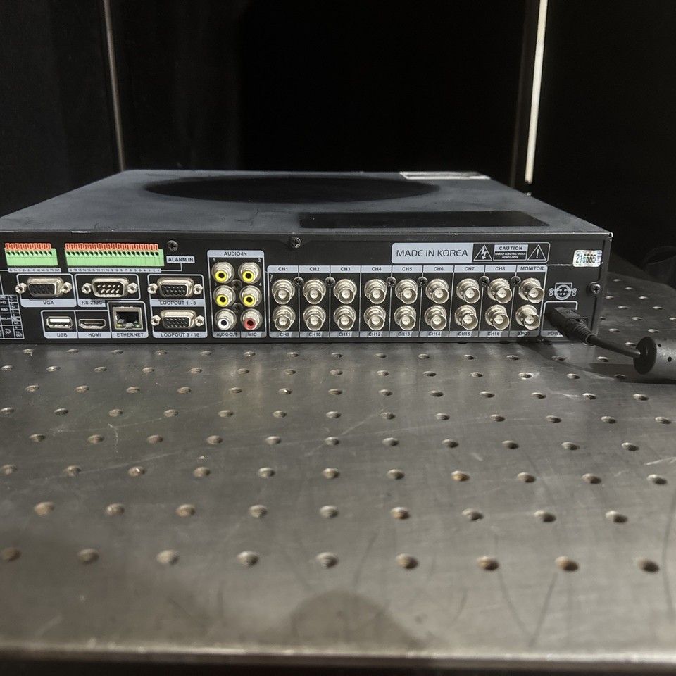 Digital Watchdog DW-VF16 VMAX Flex 16-Channel Digital Video Recorder ...