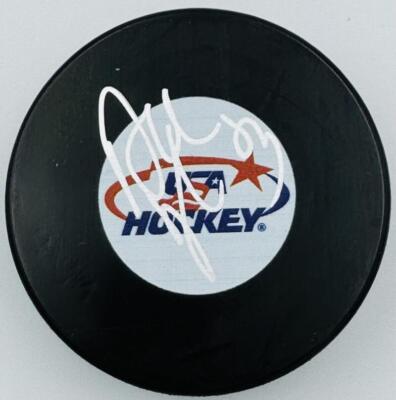 DUSTIN BYFUGLIEN SIGNED TEAM USA HOCKEY PUCK CHICAGO BLACKHAWKS ...