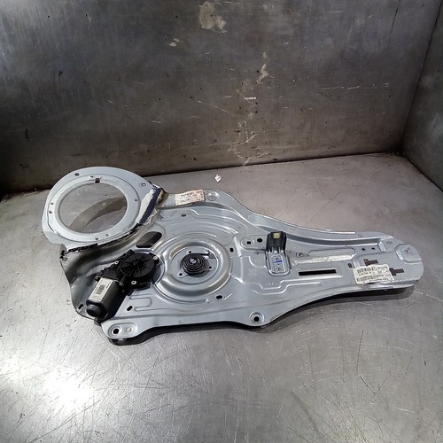 Kia Sportage Mk3 SL 2010-2015 Passenger/Left/NS Front Window Regulator ...