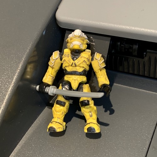 Rare HALO MEGA BLOKS YELLOW UNSC SPARTAN HAYABUSA MINI FIGURE 96824 ...