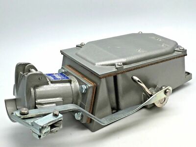 WILCO Clipsal E432C Metal Switch Socket Outlet E Range 500V 32A 4 Pin ...