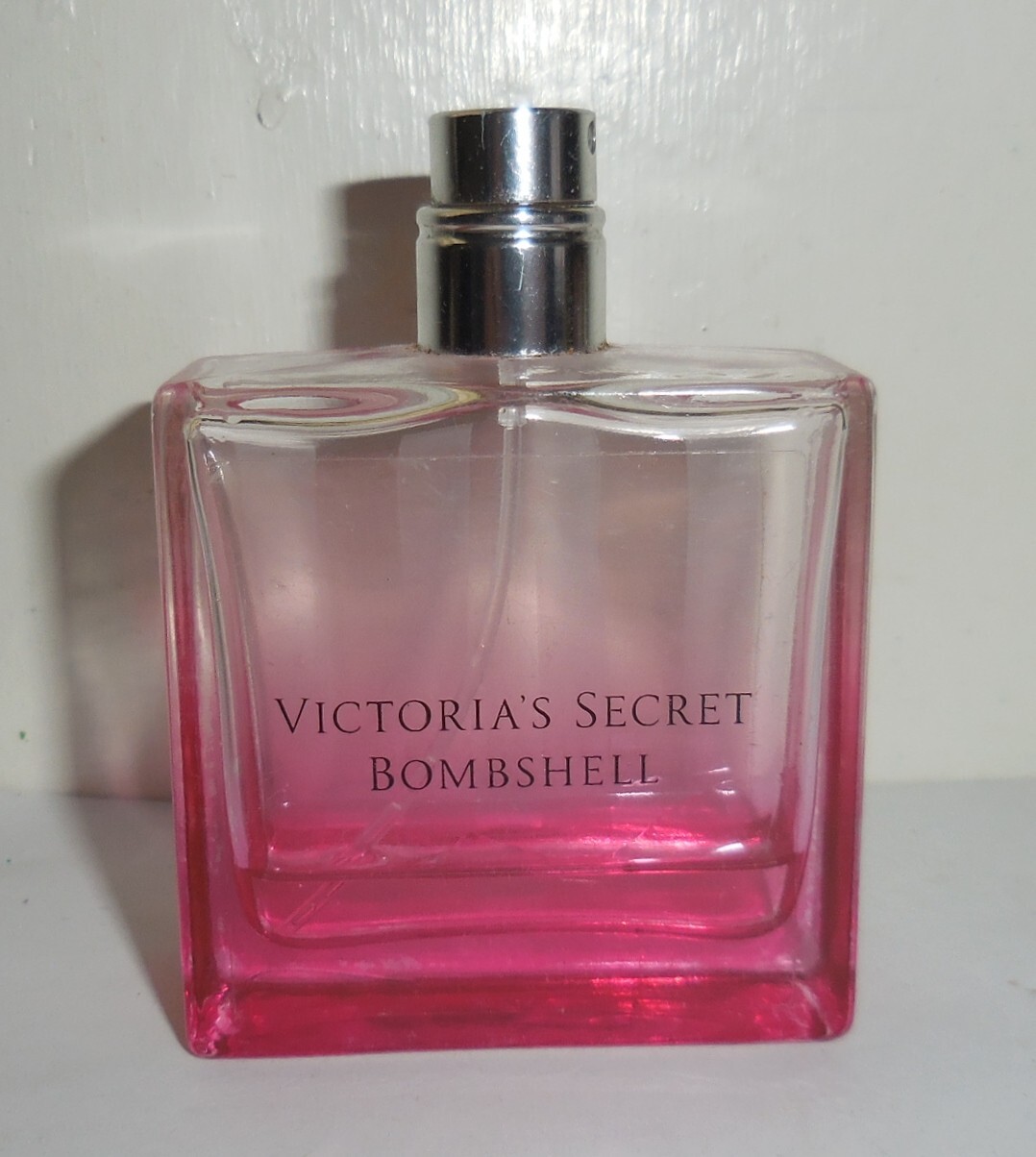 VINTAGE VICTORIA'S SECRET BOMBSHELL PERFUME BOTTLE SPRAY PERFUME 1 FL ...