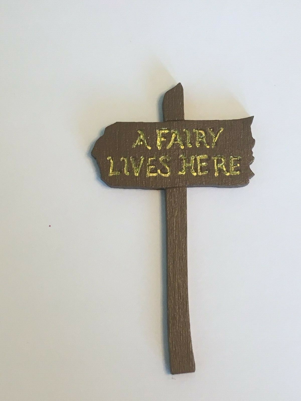 Wooden A FAIRY LIVES HERE Sign Post - Fairy Door Accessory - Fairy ...
