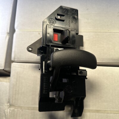 NEW Genuine GM Passenger Side Interior Door Handle 15174096, 15124051 ...