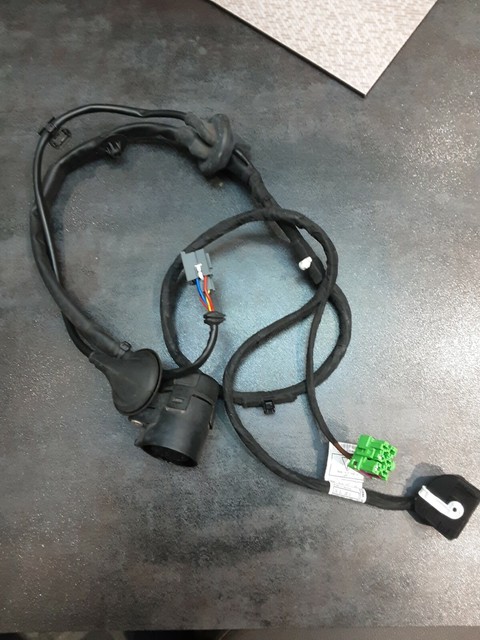 Porsche Macan Electric Tow Hitch Wiring Loom 95B971124C for sale online ...