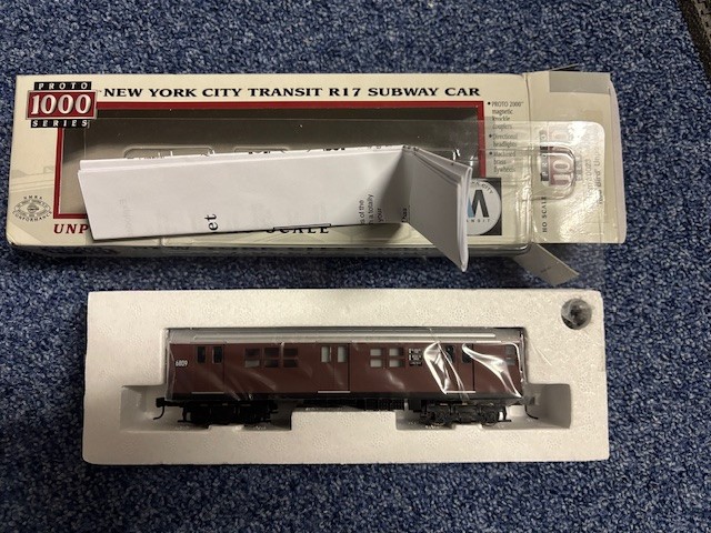 Proto 1000 Red Bird New York City Transit R17 Subway U-Bahn MTA 4 ...