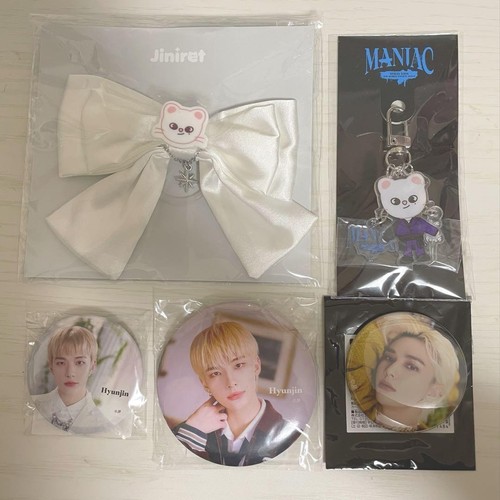 Stray Kids Penlight Ribbon Badge Keychain 5-Piece Set Used | eBay