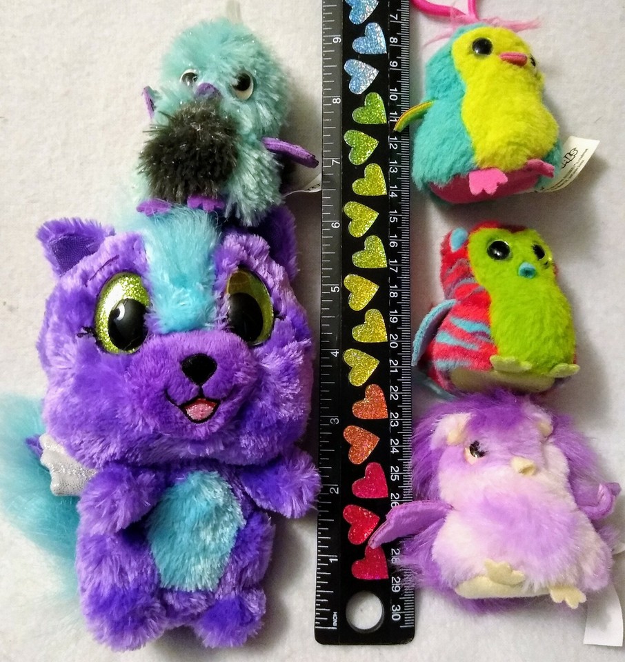 Hatchimals• Spin Master •Stuffed Animals •(1) 6" & (4) Mini 2.5" Pre ...