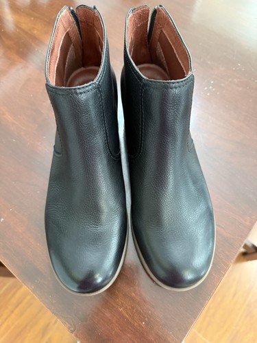 Dansko Becki Waterproof Leather Ankle Boots, Back Zip, Black Size 39 ...