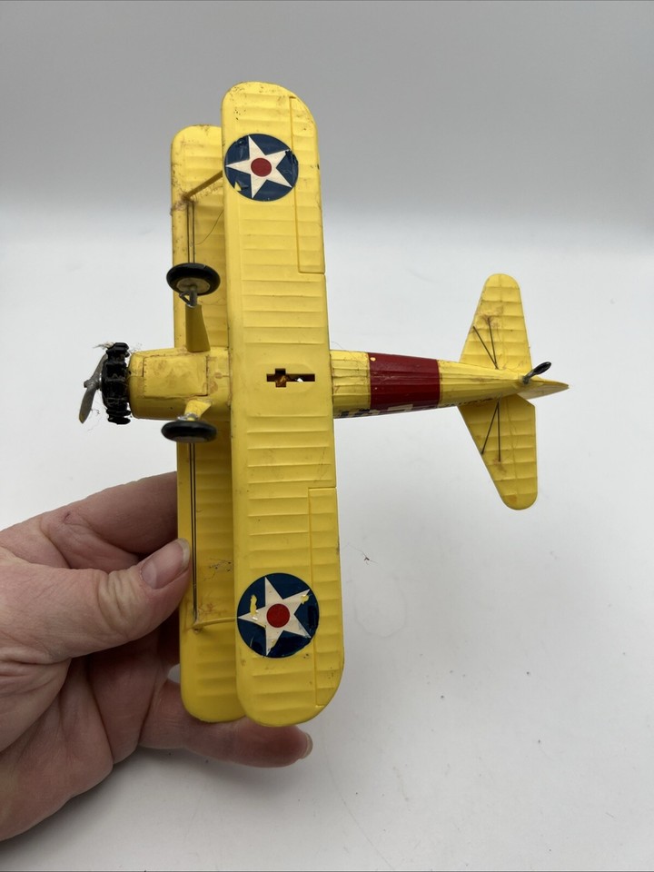 Collection of 16 Vintage Military Airplanes JETS Models Kits Dusty AS ...