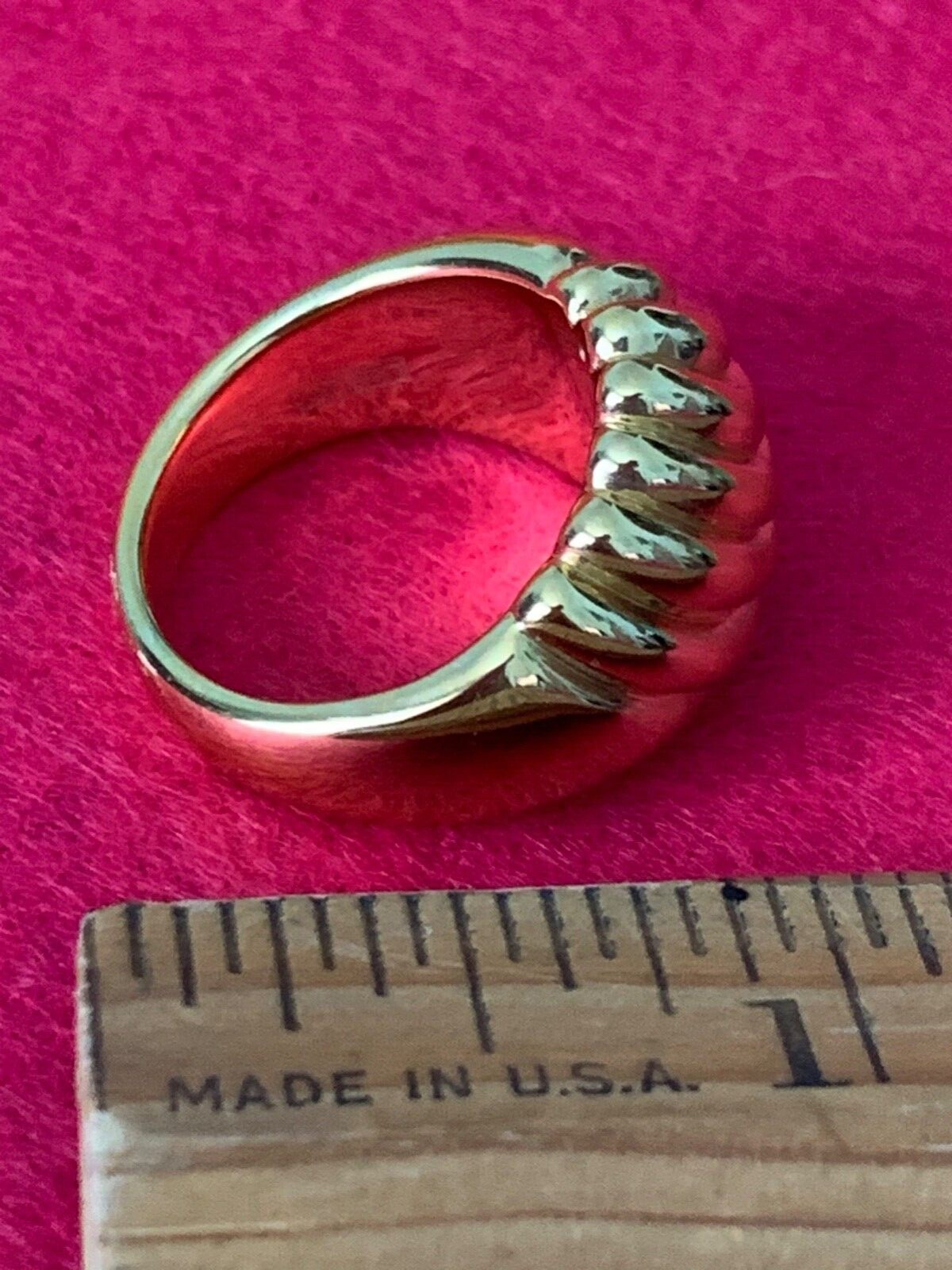 14k Yellow Gold Electroform Ribbed Dome Ring - size 8 - Gem