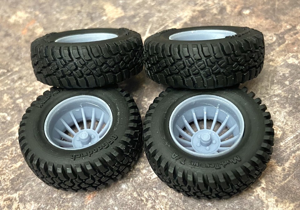 1/24 Scale: 18-Inch “Off-Road Western Cyclone” Wheels W/ Mud Tires;Jeep ...
