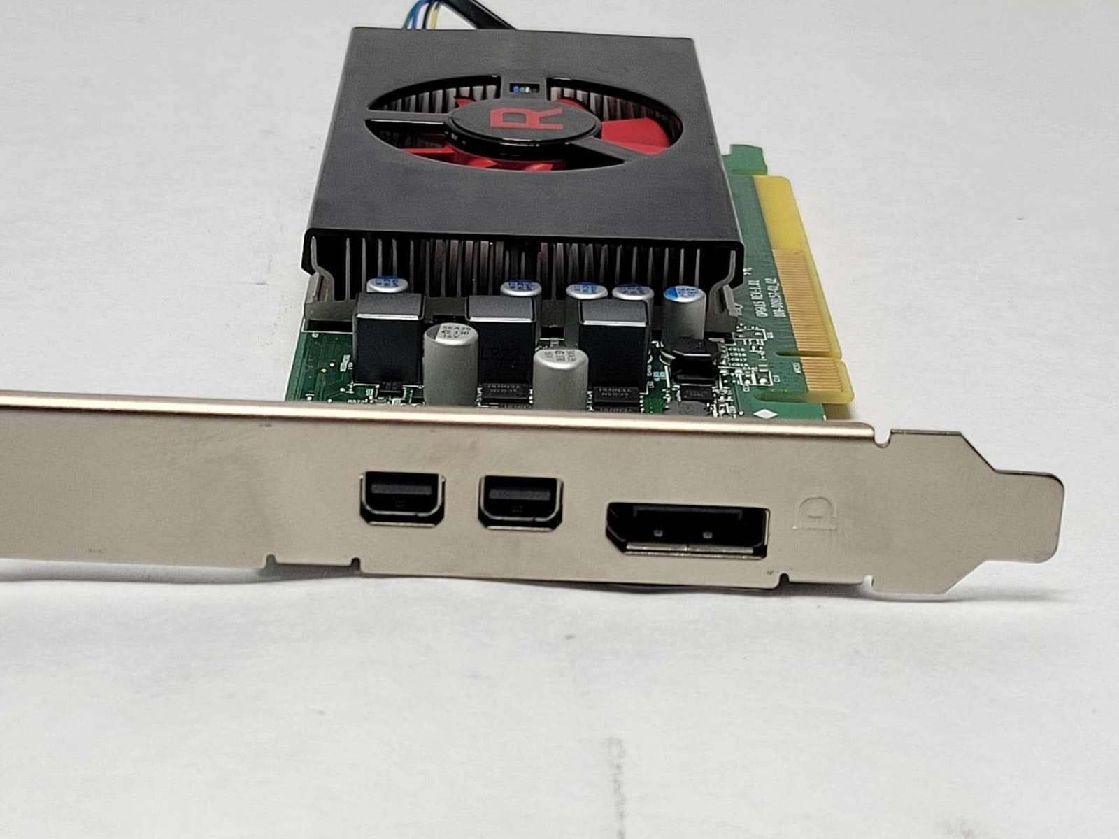 Dell AMD Radeon RX 640 4GB GDDR5 0Y77T6 Desktop Graphics Video Card GPU ...