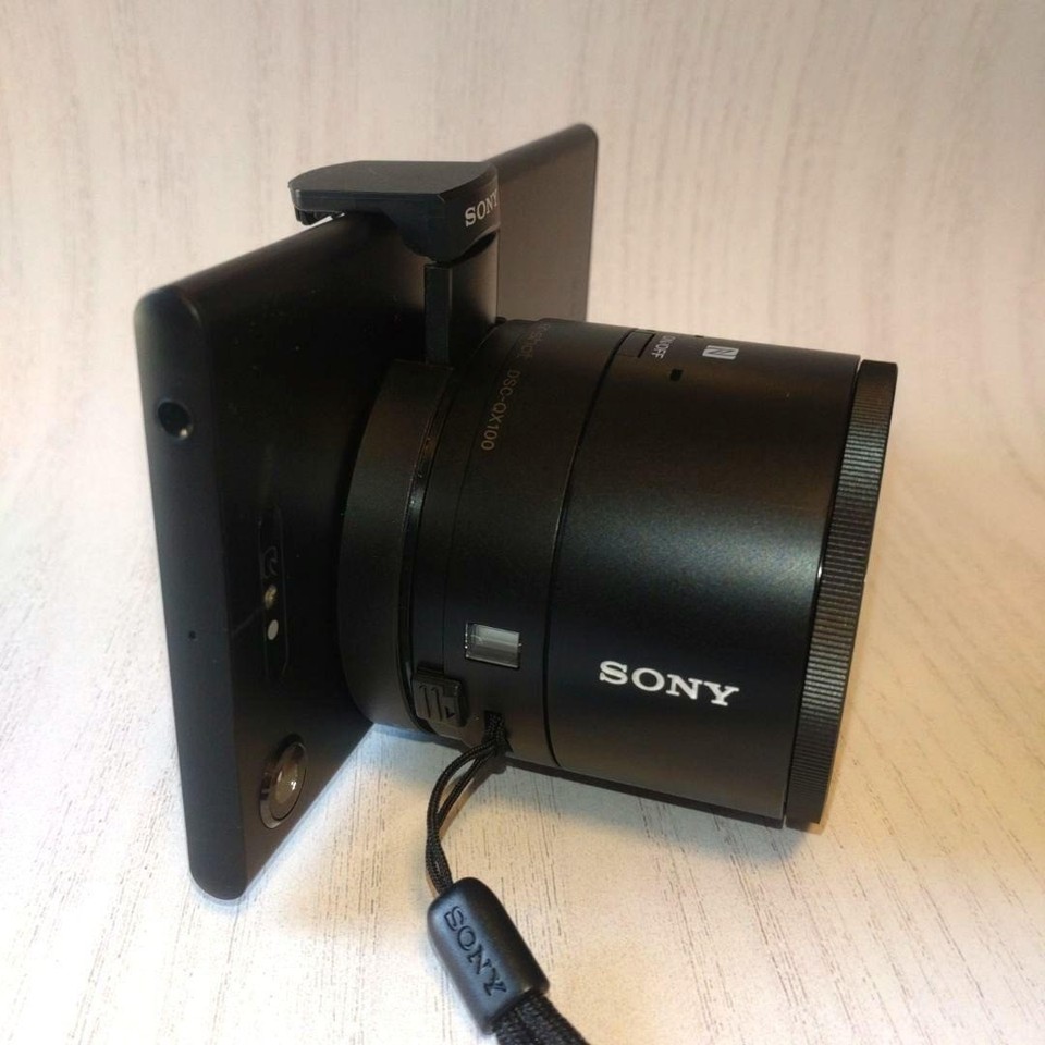 [Working] Sony Cyber-shot DSC-QX100 Lens-Style Camera w/ Dock Box From ...