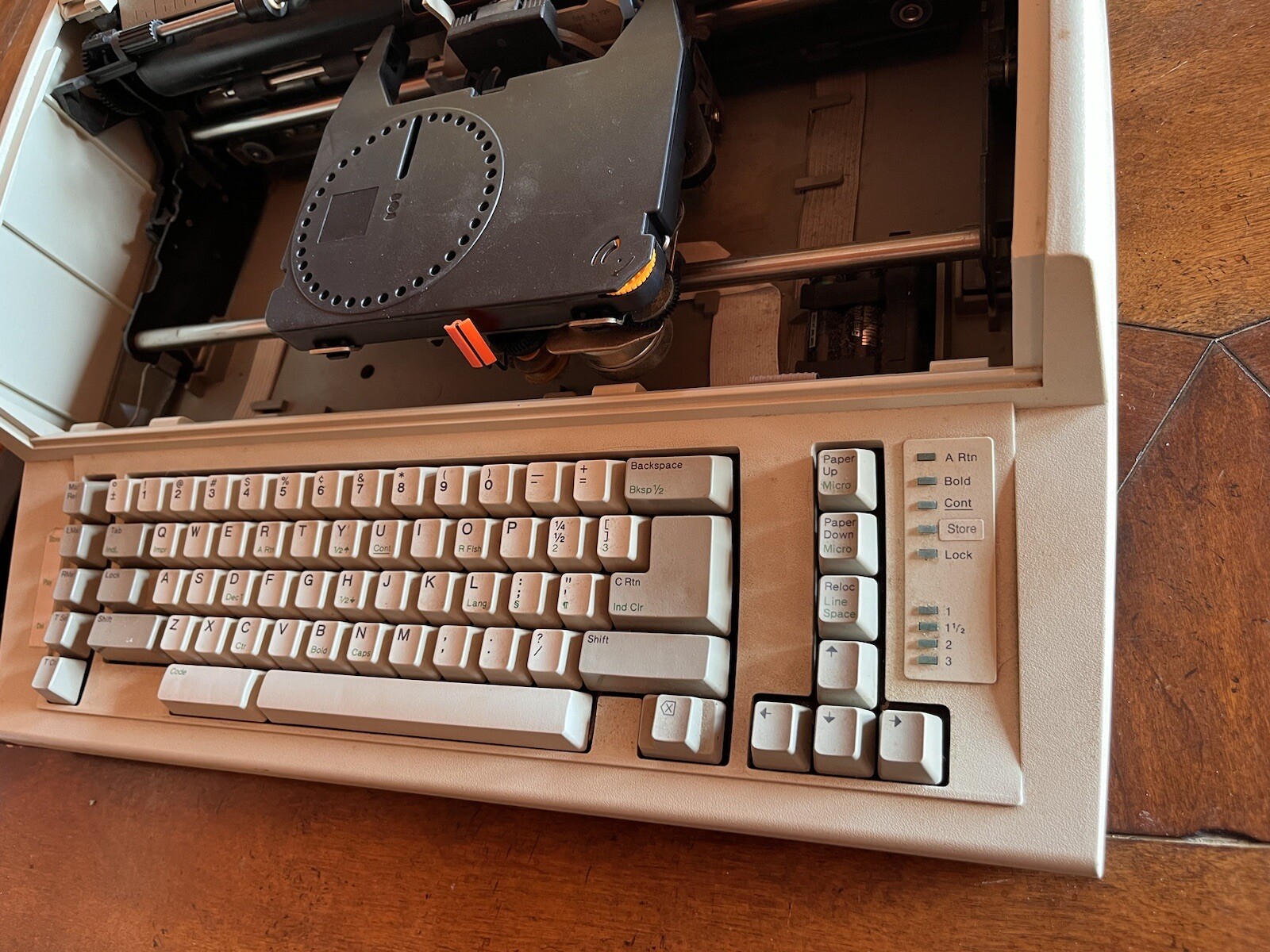 IBM 6781-024 Wheelwriter 1000 by Lexmark Electric Typewriter for sale ...