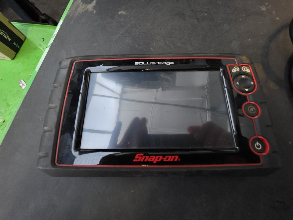 Snap On SOLUS Edge Diagnostic Tool Scanner 22.4 Software DOIP Wire ...