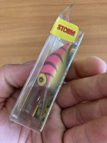 RARE Pre Rapala Storm Wiggle Wart V 19 PINK BENGAL TIGER Red Label ...