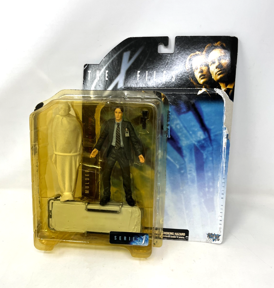 The X-Files Agent Fox Mulder Ultra-Action Figure SERIES 1 McFarland ...