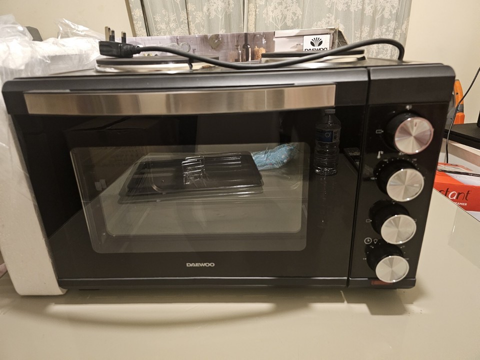 Daewoo Countertop Mini Oven with Grill and Dual Hot plates Hobs 1500W ...