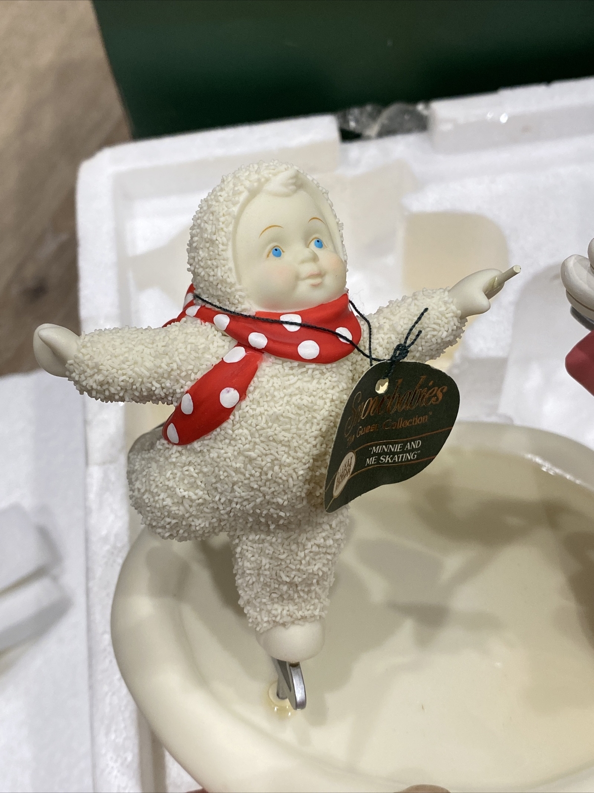 Snowbabies Disney "Minnie and Me Skating" The Guest Collection ...