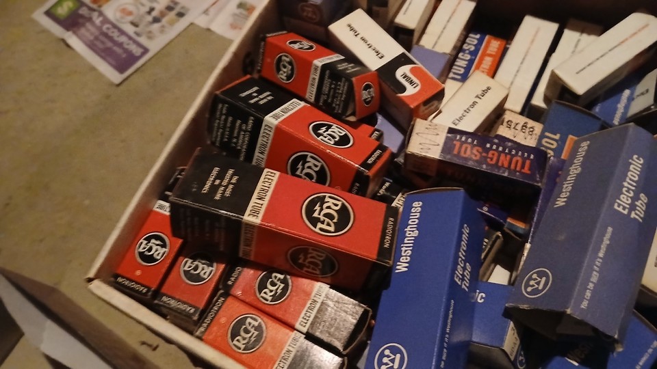 Vintage Vacuum Tube Lot - 350+ Electron Tubes GE Westinghouse RCA Etc ...