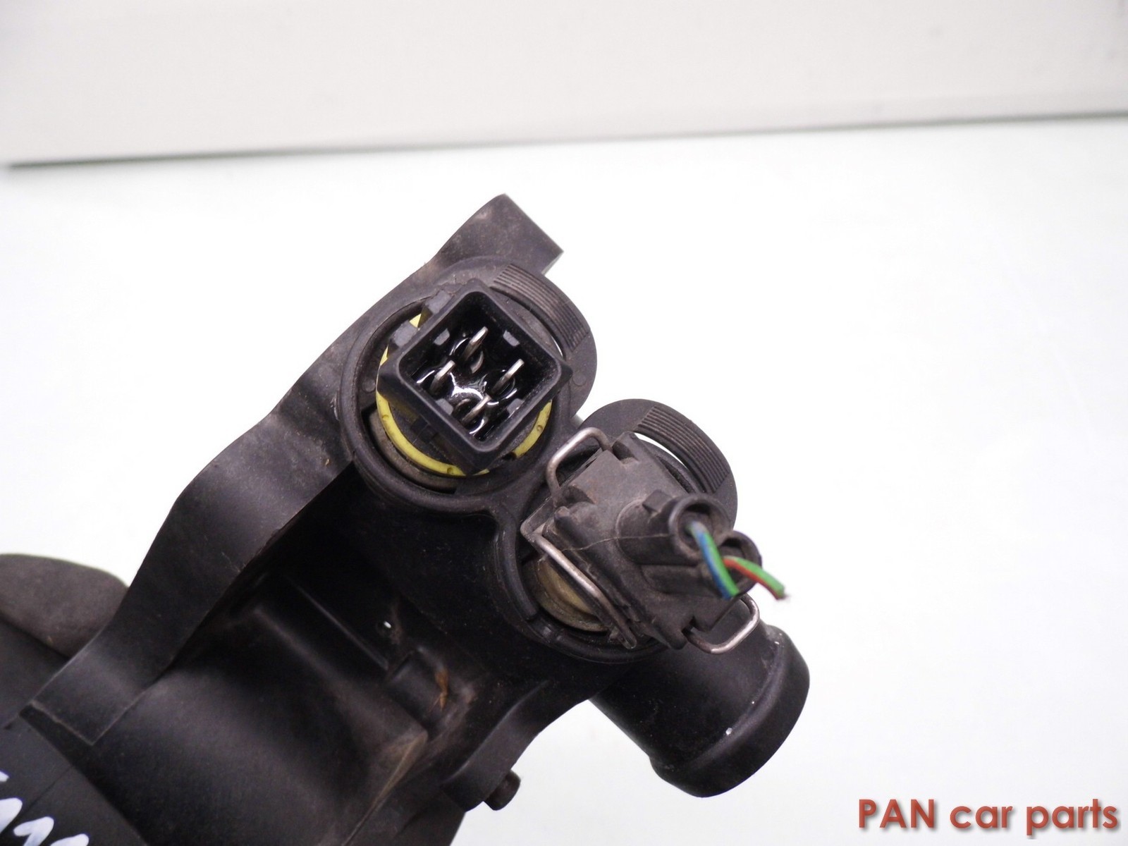 Audi A4 B5 1,6L Thermostatgehäuse 032 121 111, VB8 CZ | eBay