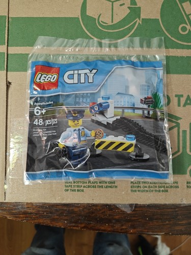 LEGO CITY: City Police Mission Pack (40175) 5702015923323 | eBay