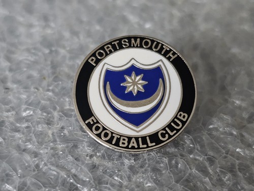 Portsmouth fc strong island Vintage Rare Pin BADGE Pfc pompey Fratton ...
