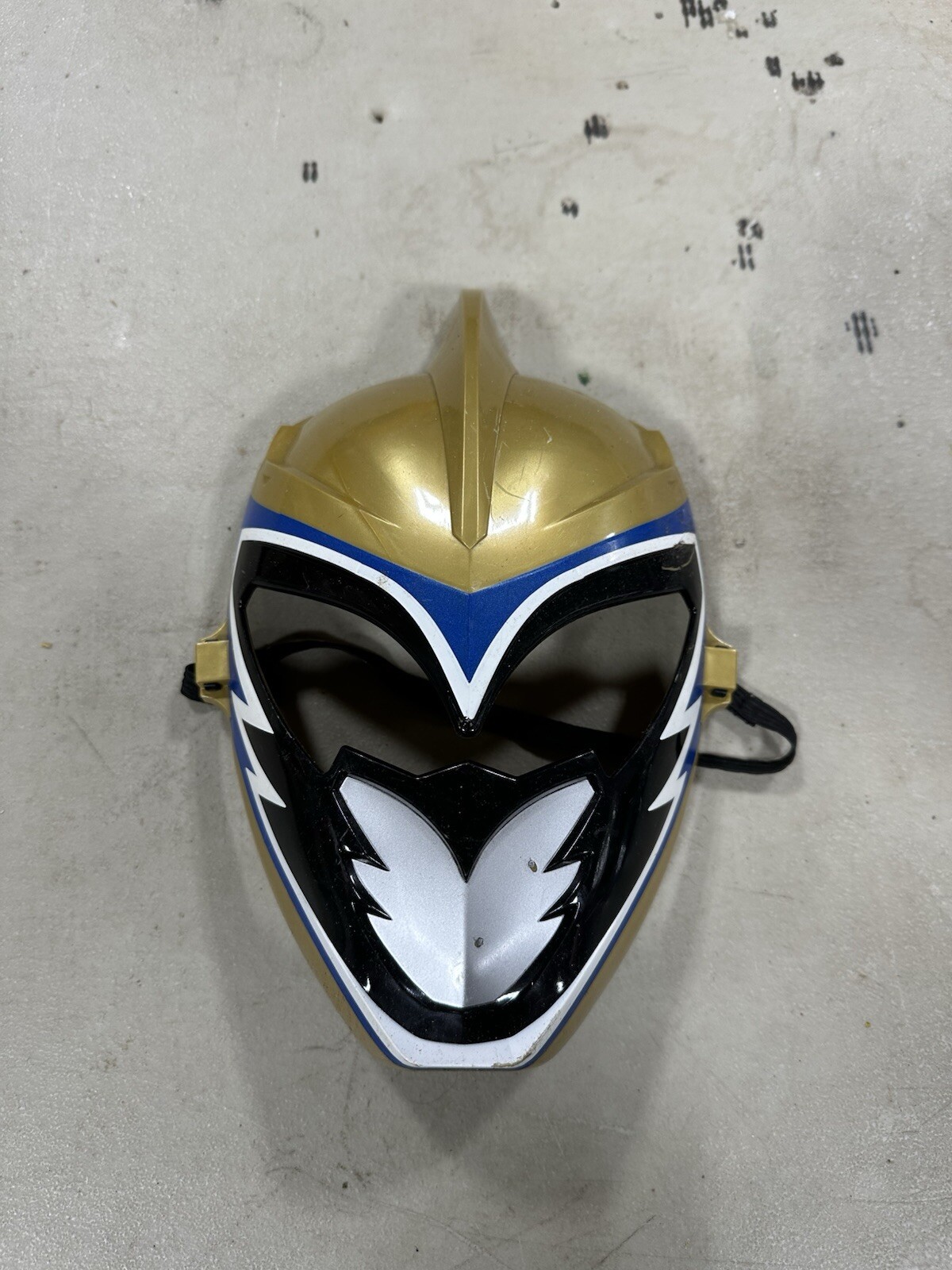Mmpr Power Rangers Dino Charge Gold Ranger Mask 2014 … - Gem