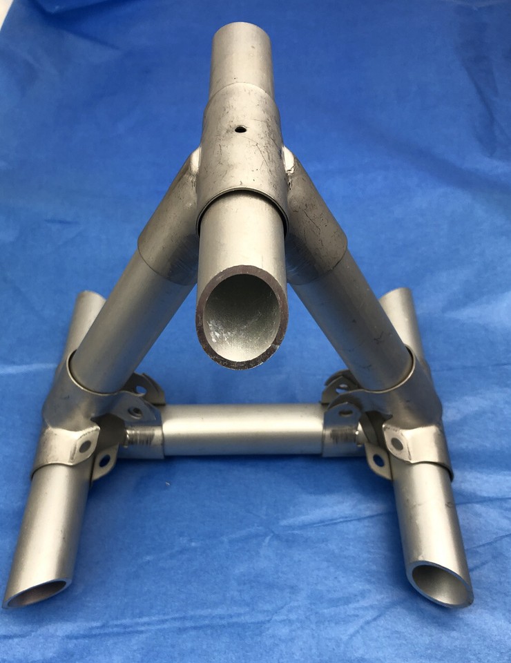 Aluminium Round Tube Mounting Bracket 25mm. 60° Lattice Mast Joint ...