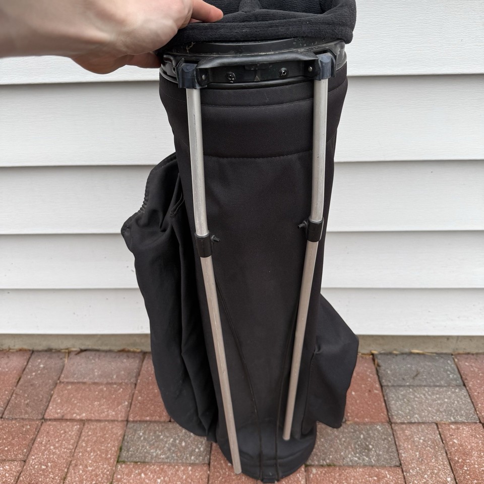 Ping Hoofer Golf Stand Carry Bag Dual Straps Black White 4 Way Dividers ...