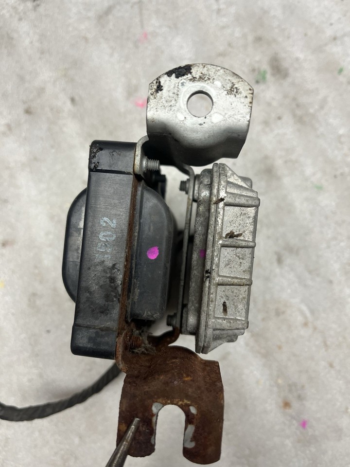 Ignition Coil Igniter Assy 1992-1995 Toyota Pickup 4Runner 3.0 Liter V6 ...