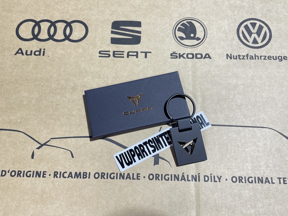 Genuine SEAT Cupra Keyring Black Anodised Metal Key Fob Leon Cupra R ...