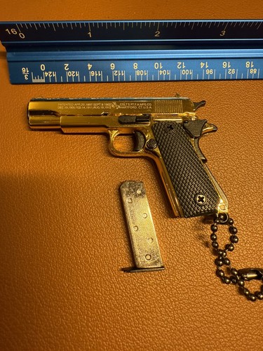 Toy 1:5 Metal Pistol Mini Gun Key Chain Kimber Gold Figet Colt 1911 ...