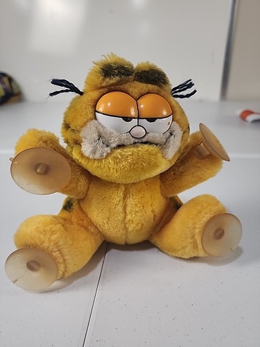 Vintage GARFIELD Plush Hang On (1981) Window Cling Suction Stuffed Toy ...