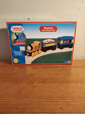 Thomas and Friends Wooden Railway Stepney with Museum Cars Train Pack ...