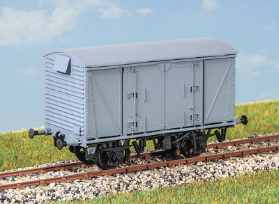 Parkside PC76 OO Gauge BR Vanwide Airbraked FAT19 Wagon Kit | eBay UK