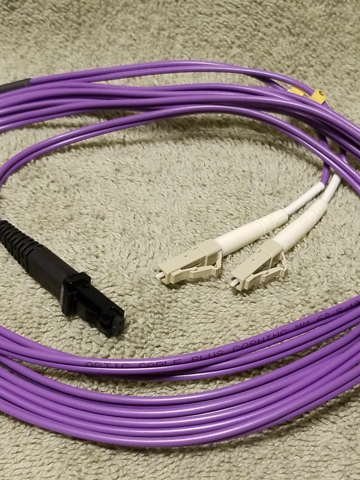 Fiber Optic MTRJ-LC MM 62.5 DUPLEX 2.0mm, 3Mtrs.PVC P/N: ZN-MTRJLC62 ...