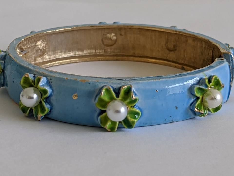 Vintage Signed Art Baby Blue Color Enamel Faux Pearl Flower Bracelet | eBay