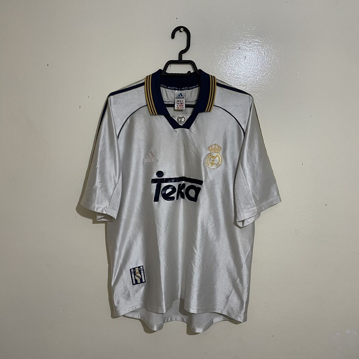 Real Madrid 1998 2000 Authentic Home Jersey Rare Adidas Real Madrid 1998 2000 Authentic Home Jersey Rare Adidas
