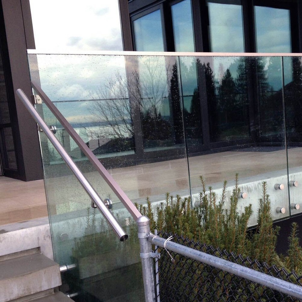 10mm Toughened Glass Balustrade - Frameless Spigot System - Easy to ...