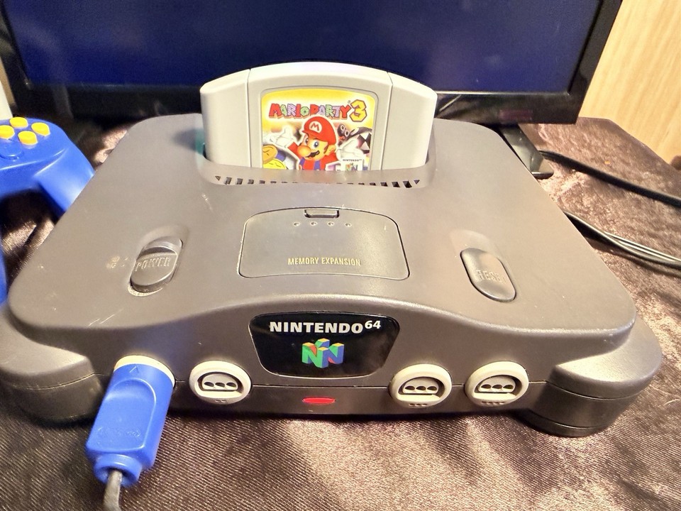 Nintendo N64 Console with OEM Controller W / Games Bundle - Tested ...