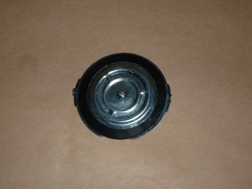 Benelli Gas Fuel Cap 70mm GASKET / INNER PLATE KIT 500 650 750 Sei pre ...
