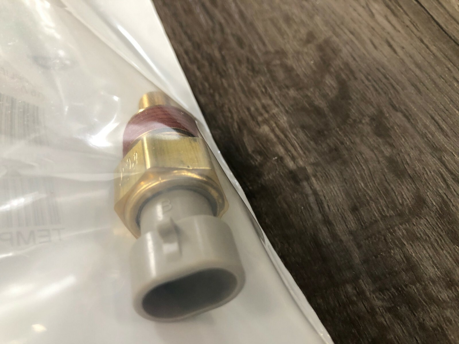 64MT2103 20705959 Mack OEM Sensor Coolant Temperature, Date Lot Code ...