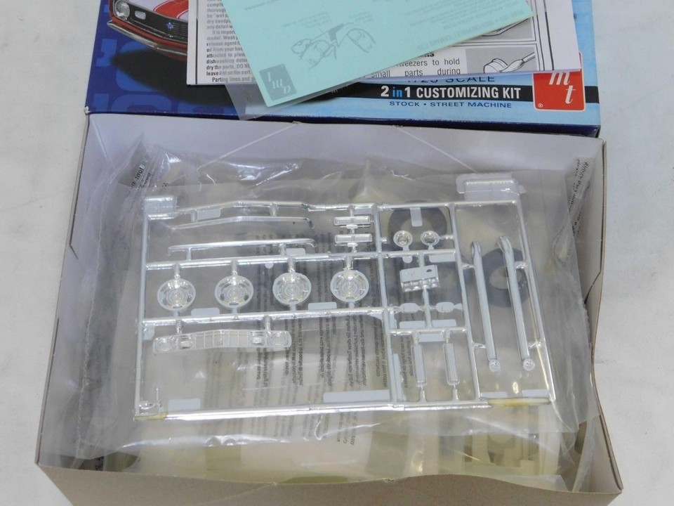 1/25 AMT 1968 Chevy Camaro Z/28 Muscle Classic Car 2n1 Plastic Model ...