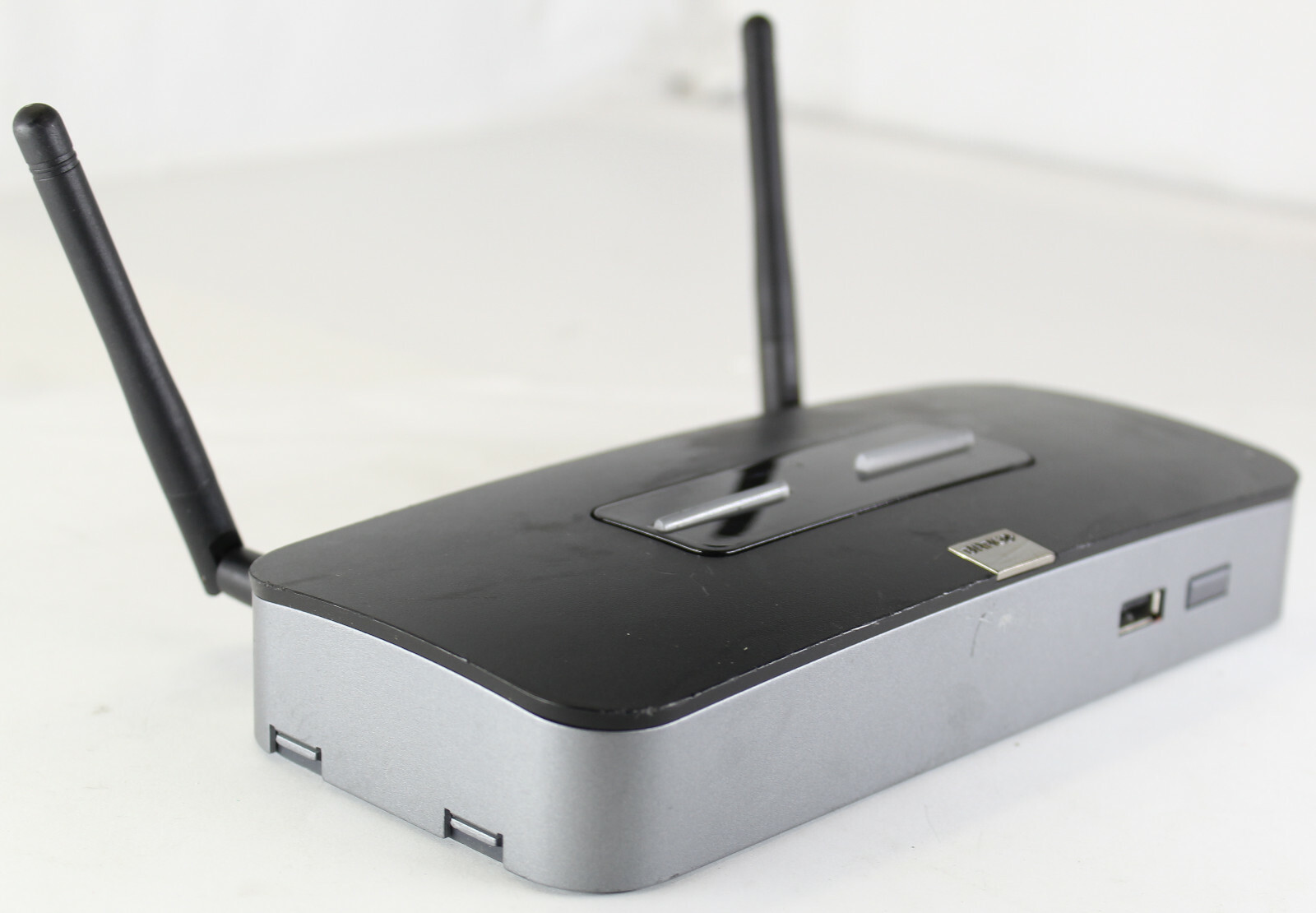 Barco R9861008 Clickshare Wireless Presentation System (Base System ...