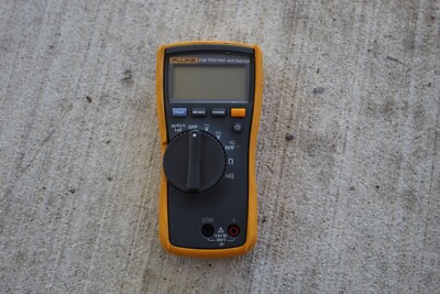 Fluke 114 True RMS Multimeter Electrician Tester Volts Ohms Amps | eBay
