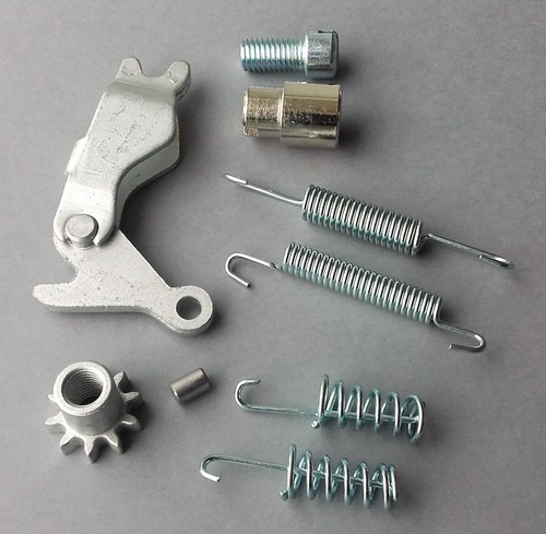 Akusan LCC7014 Rear Brake Drum Shoe Shackle 2014200589 2D0609585 | eBay UK