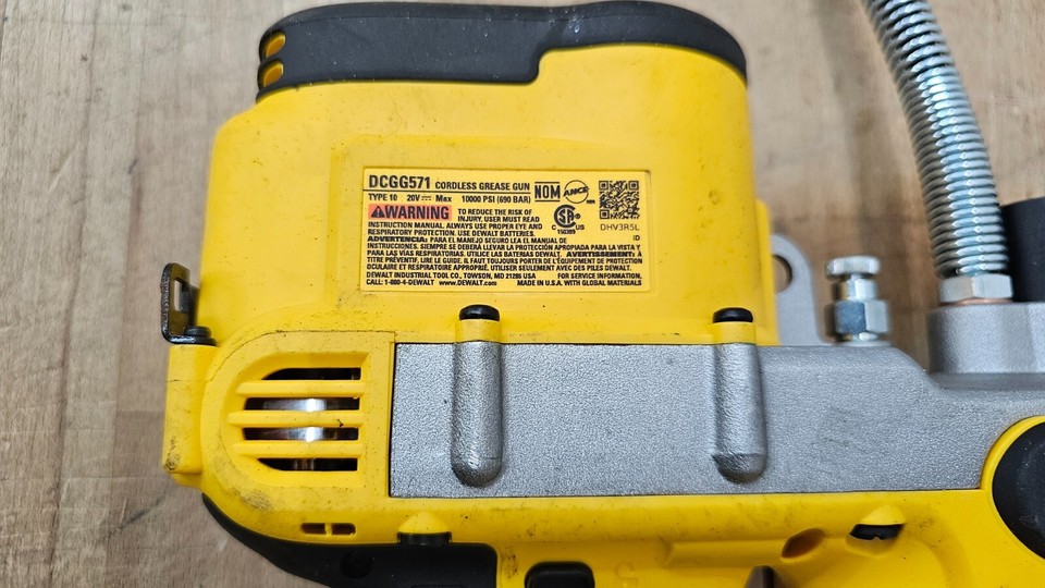 DEWALT DCGG571B 20V MAX Li-Ion Grease Gun USED | eBay